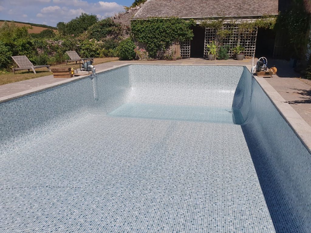 Swimming pool Liners - Exeter Pools